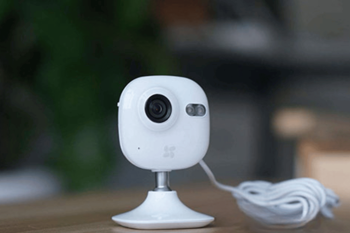 Camera Wifi EZVIZ Mini Plus 1080P – Giám Sát Toàn Cảnh Trong Nhà